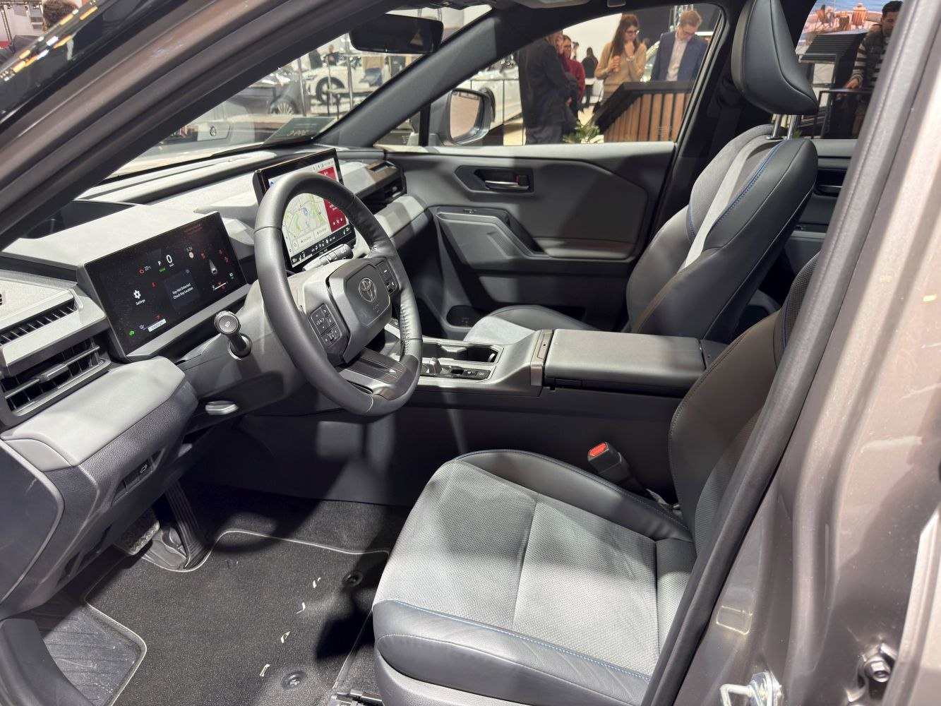 Toyota RAV4 VI 2026 Interior with Digital Dashboard & Modern Seats