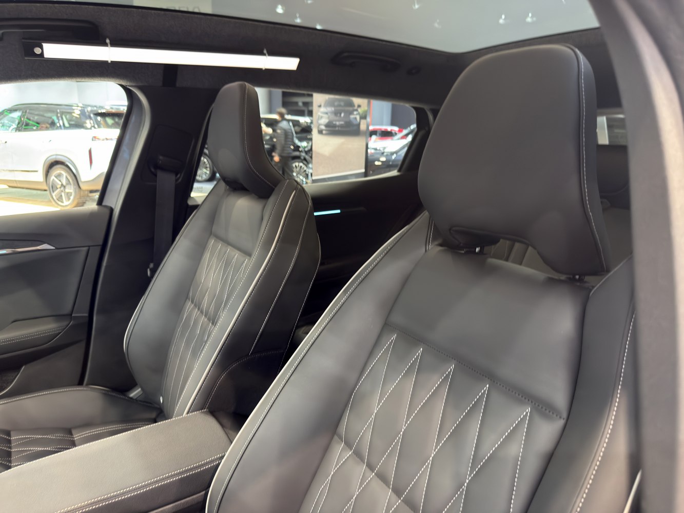 2026 Eclipse Cross EV Luxury Front Seats Interior