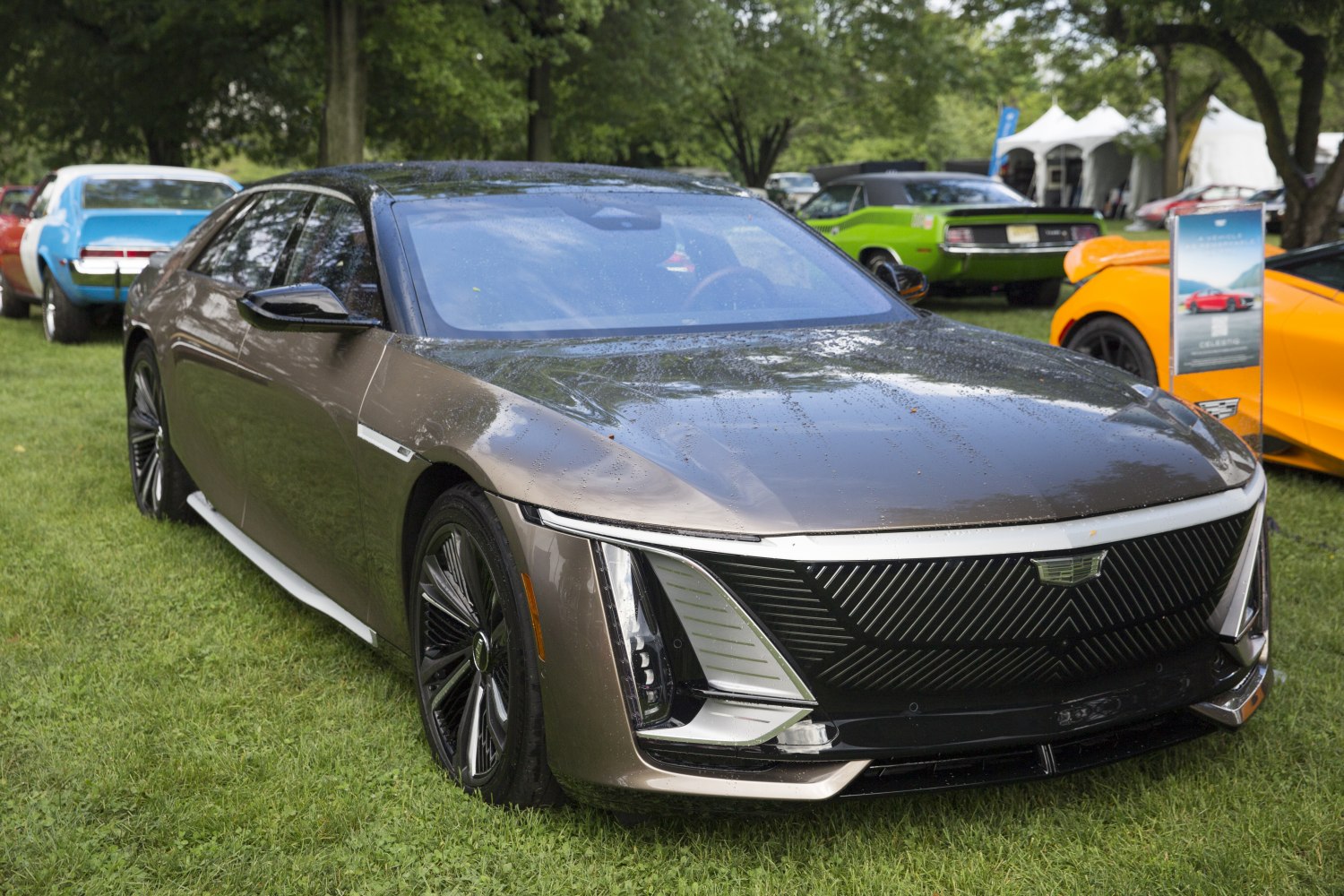 Sleek Front Design with LED Headlights of 2024 Luxury Sedan