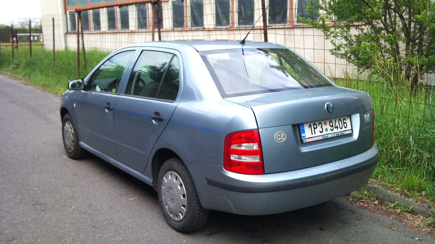 1999 Sedan Rear View with Classic Tail Lights and Antenna